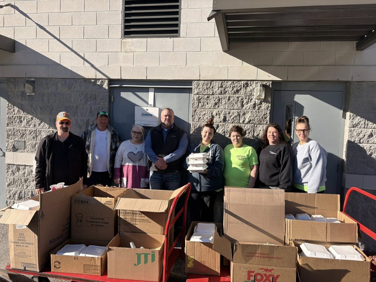 Doc Hall brings Thanksgiving to the inmates – Scott County News